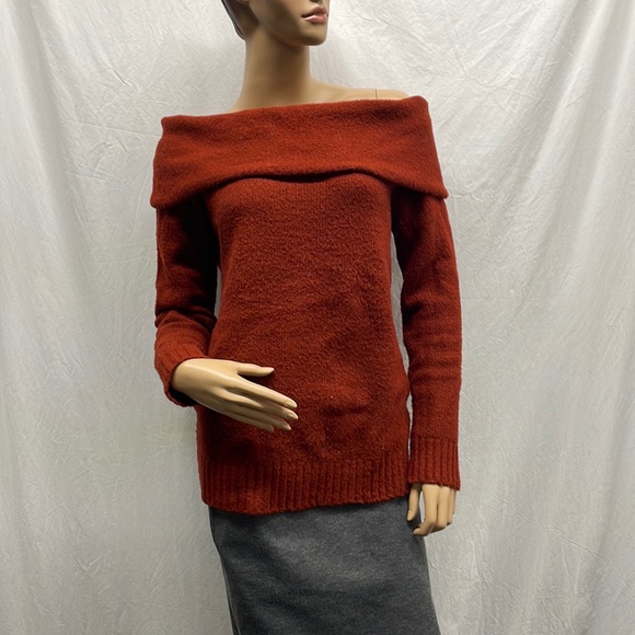 Forever 21 | Sweaters | Forever 2 Rust Offtheshoulder Sweater | Poshmark